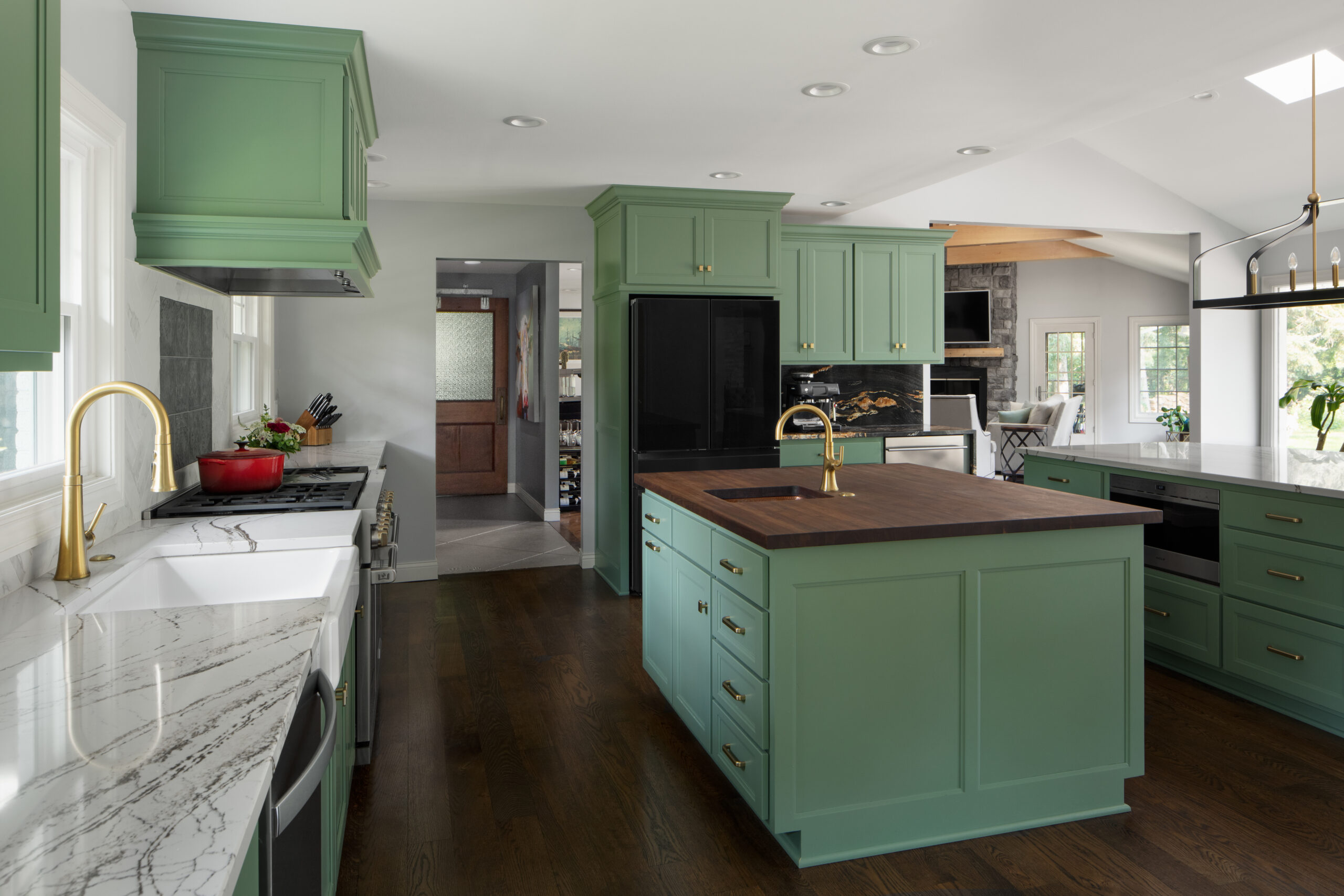Open Concept vs. Separate Spaces: Finding the Right Home Layout